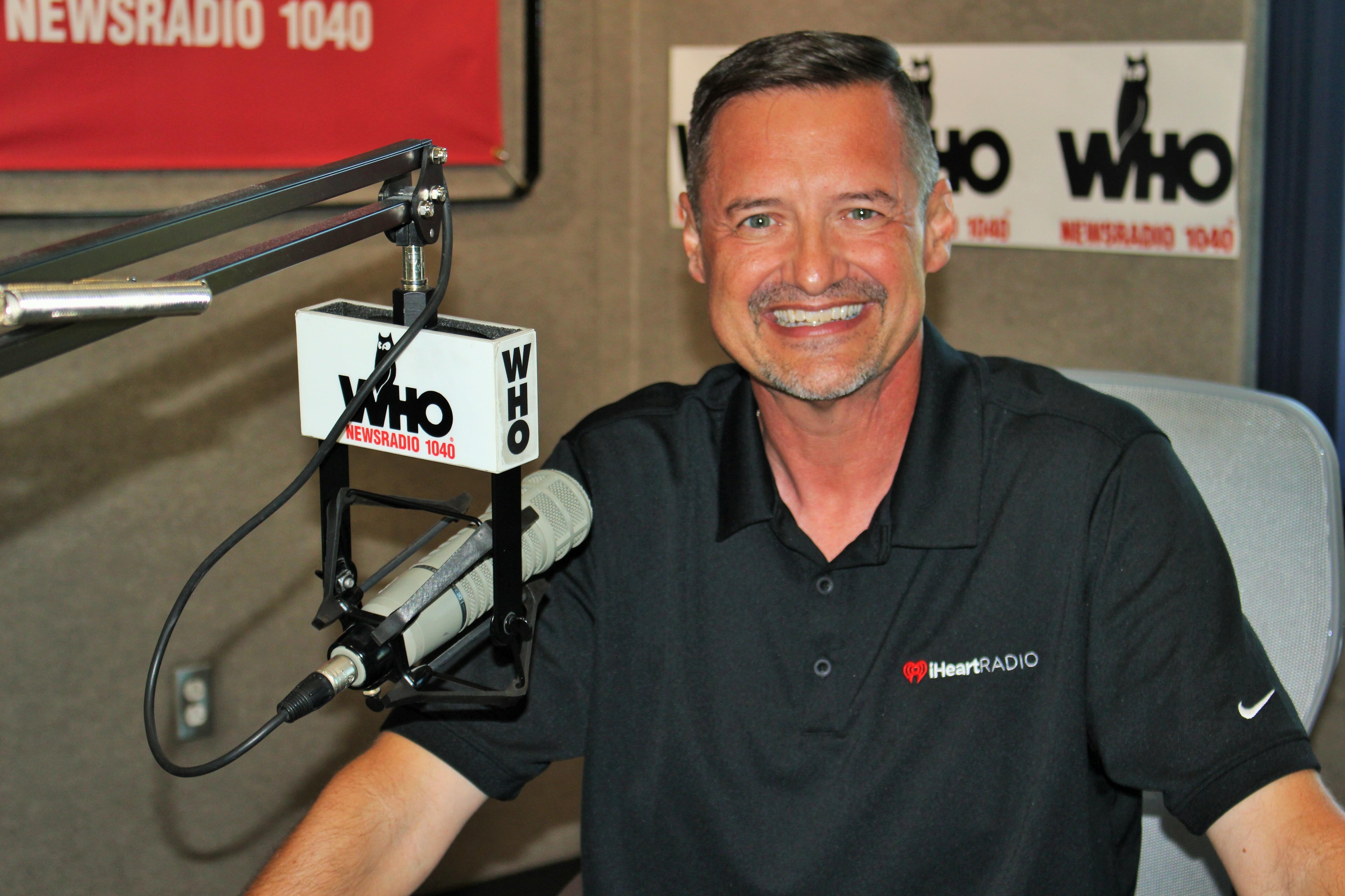 1040 radio store