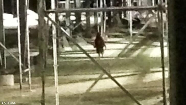 Video: 5 Eerie Humanoid Entities Caught on Film | Coast to Coast AM