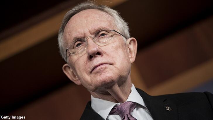 Harry Reid Lobbies for Congress to Take a Serious Look at UFOs | Coast ...