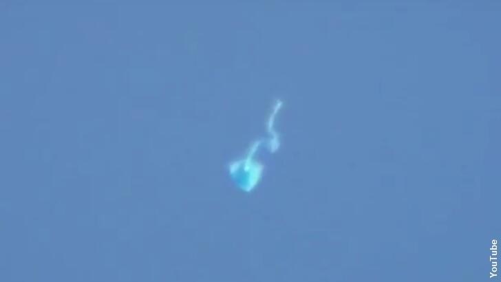 Watch: Mystery Flying Creature Filmed in Mexico? | Coast to Coast AM