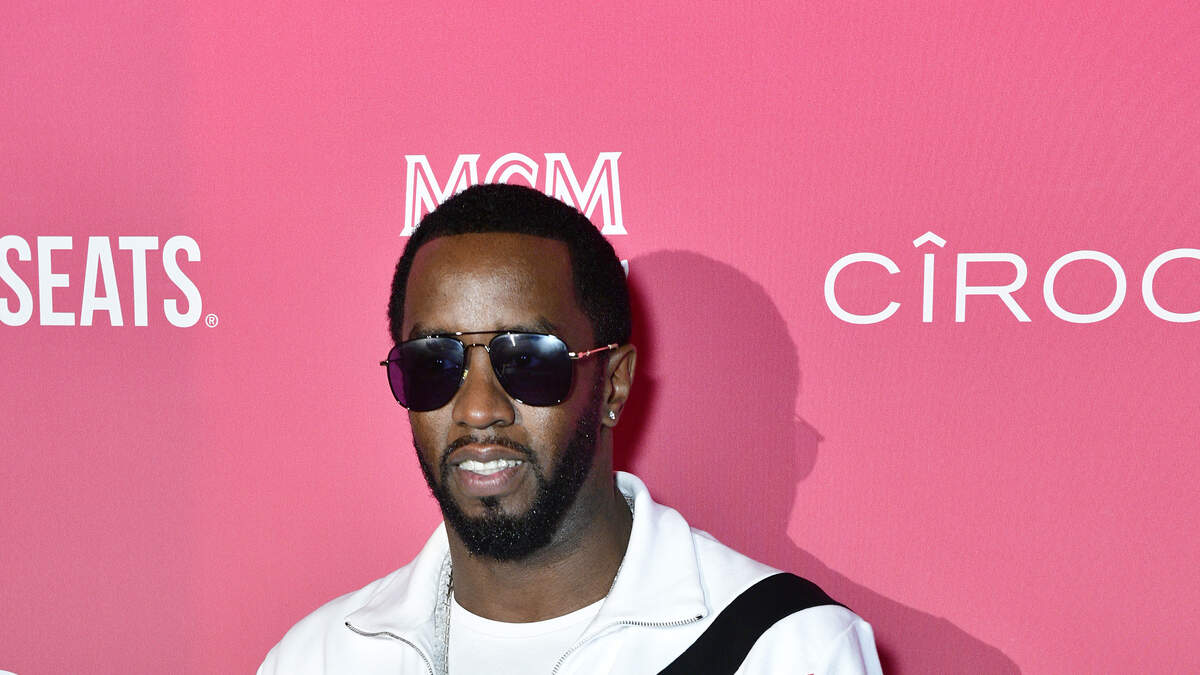 Diddy Can't Dive: Sean Combs' Pool Video Goes Viral | MIX 107.7 | Mix ...