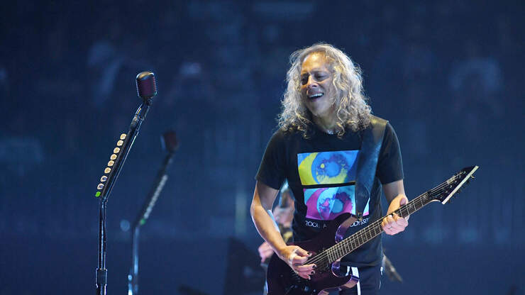 WATCH: Metallica's Kirk Hammett Featured On Gibson's "Icons" Series ...