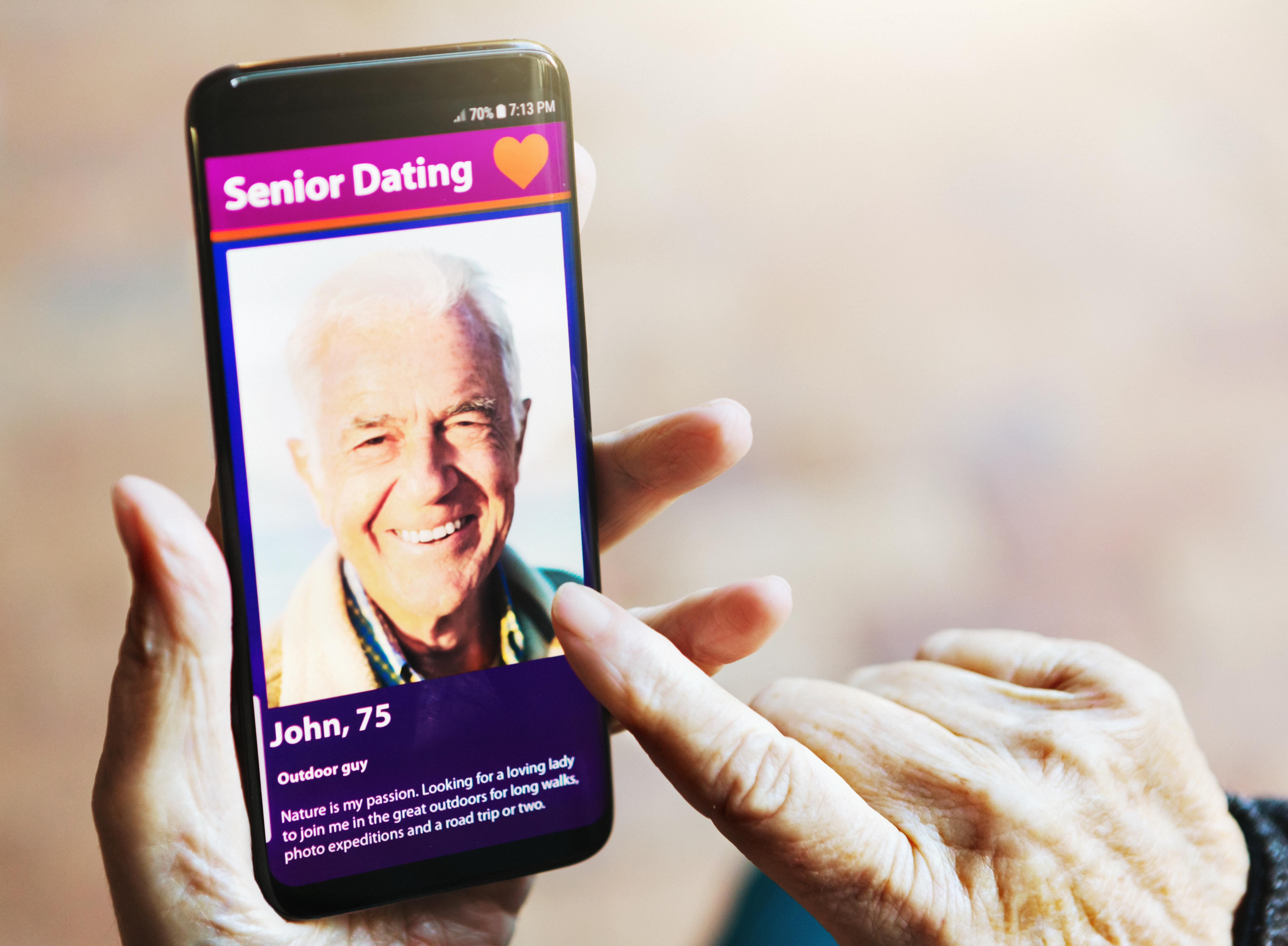 Phone Tap: Hinge Cringe | NowDecatur.com