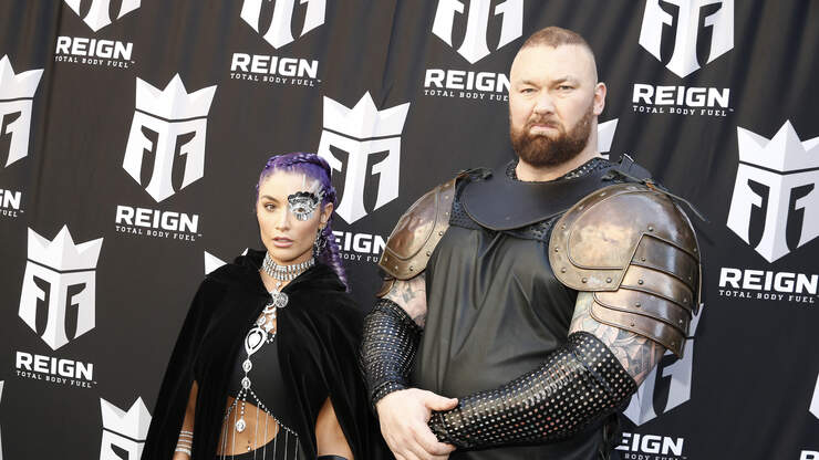 Actor Who Played 'The Mountain' on GOT Reveals Body Transformation ...