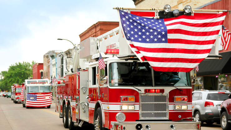 Daily Do Good: Firefighter Band Saves Fourth Of July Parade Float ...