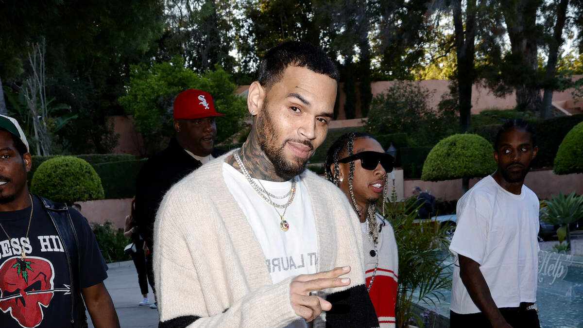 Chris Brown Returns with New Single & Music Video For 'Iffy' | 106.1 ...