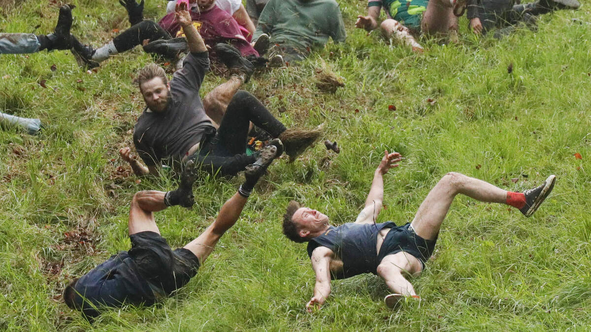 Multiple Injuries, in this Years "Gloucester Cheese Rolling" | Lone ...