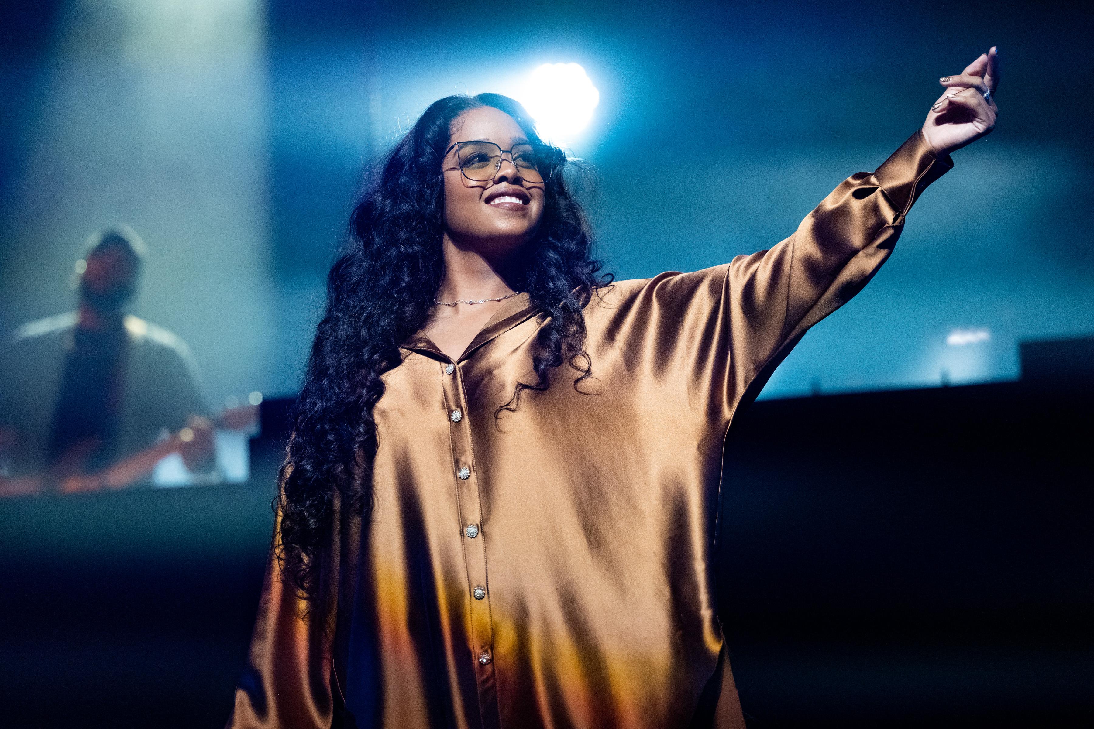 Celebrating Singer H.E.R. and Chris Rock and Dave Chapelle team up | iHeart