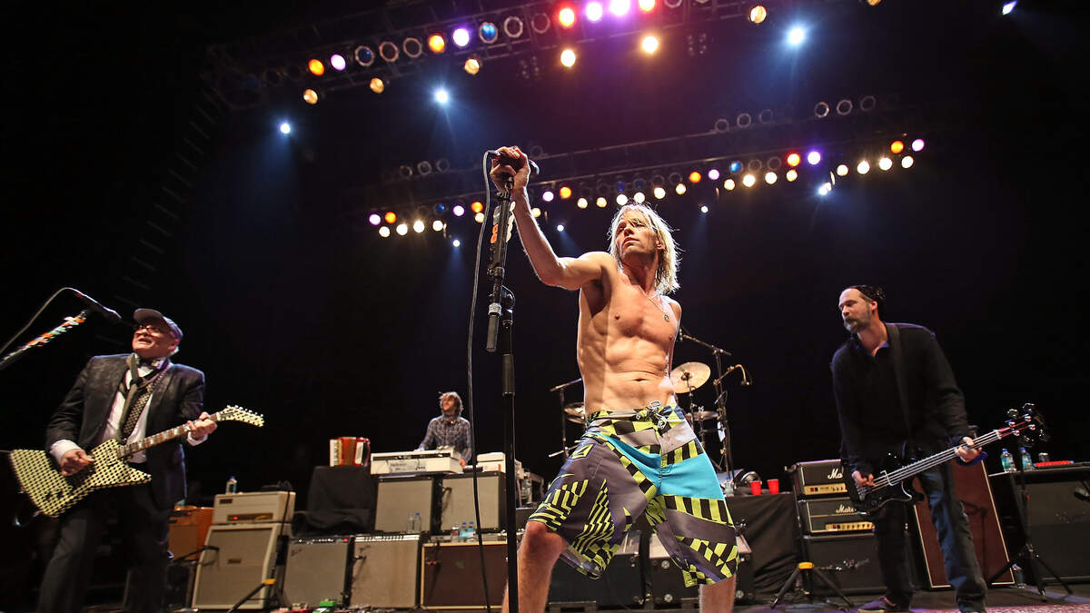 Everything From Taylor Hawkins' Tribute Show on Saturday | 94.5 The ...