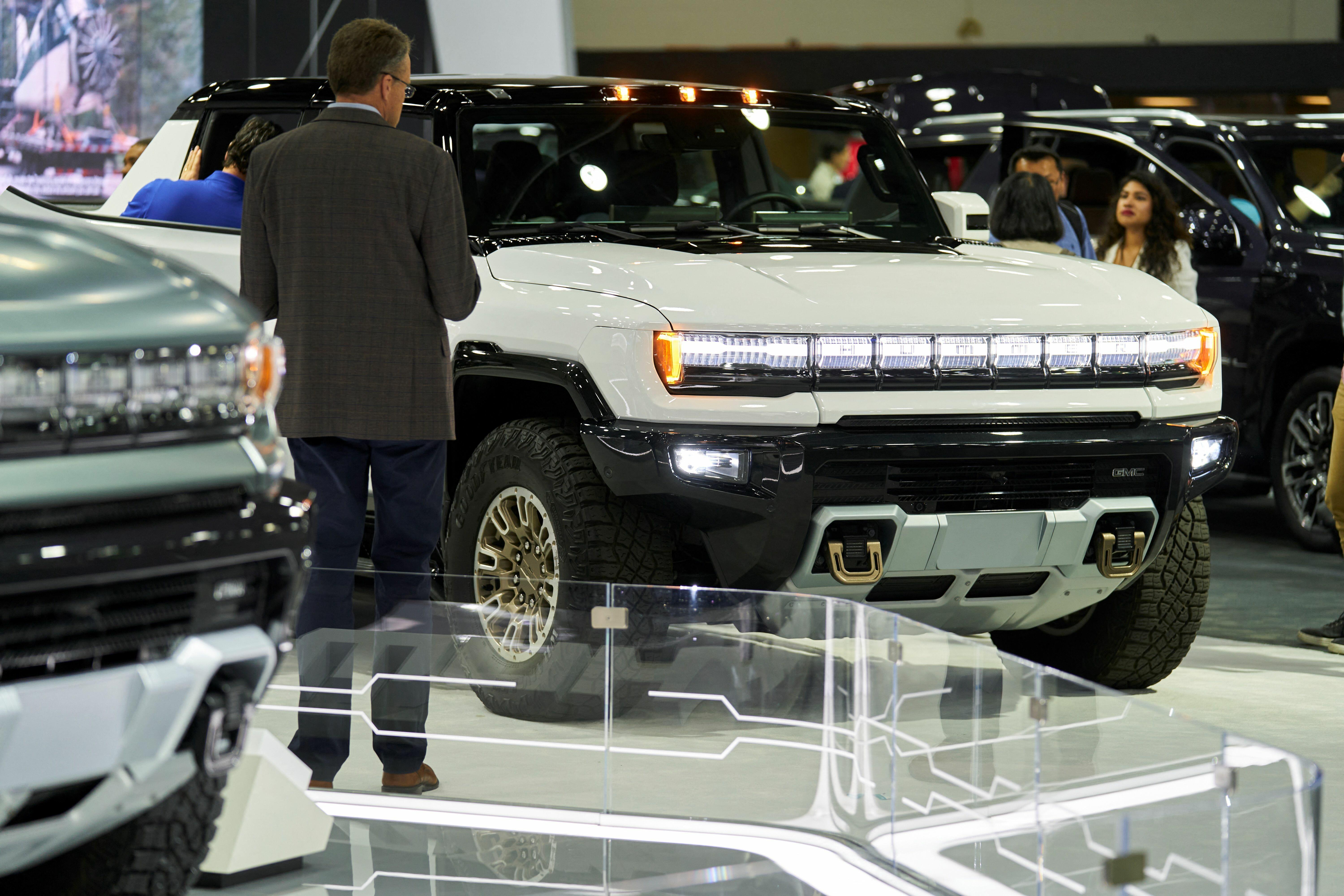 GM Converting Another Plant To Electric Vehicle Production | iHeart