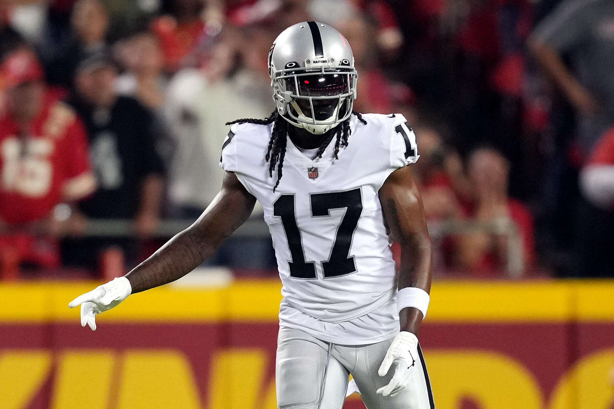 Davante Adams Charged With Assault For Shoving Photographer | iHeart