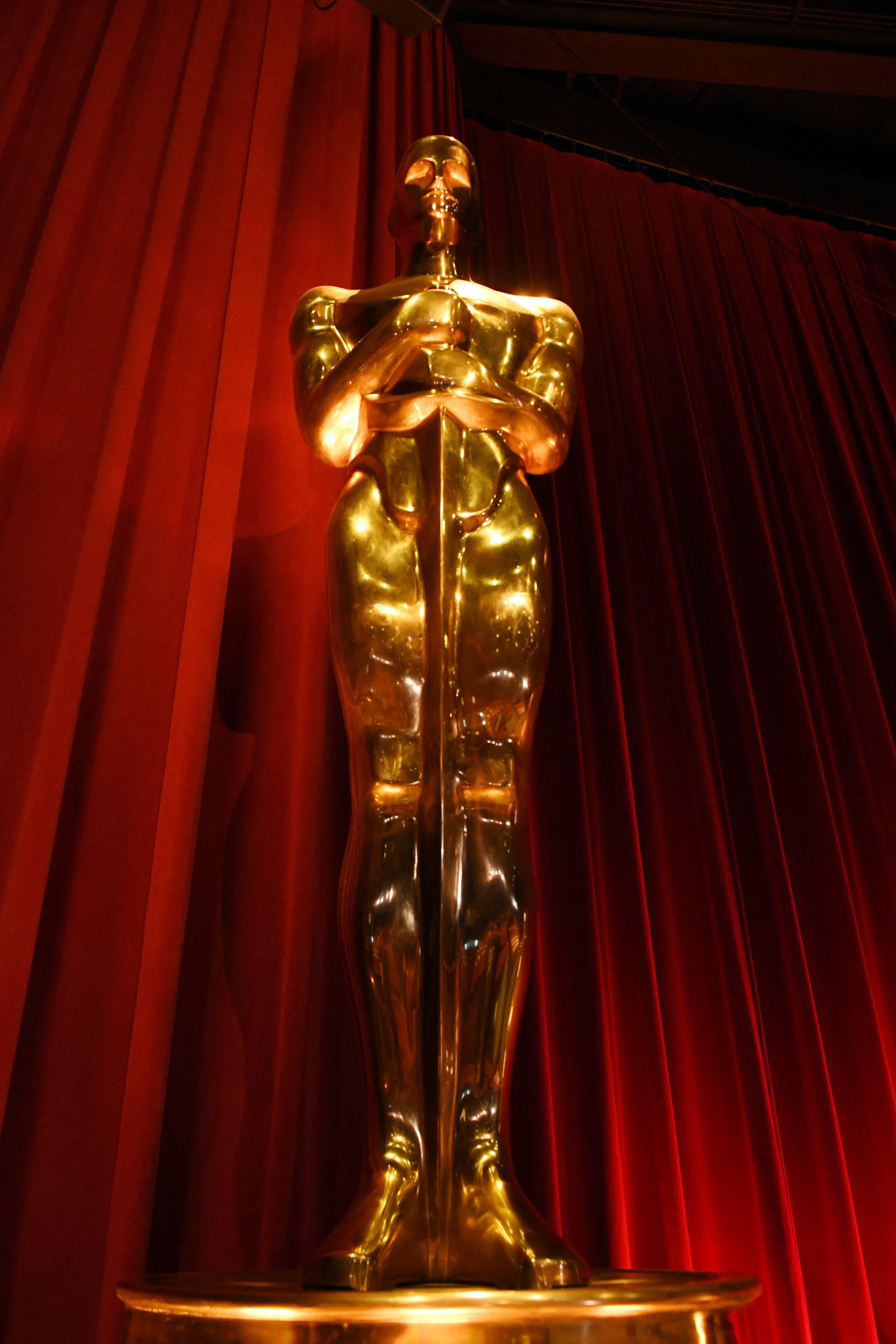 Later, with Mo’Kelly: Oscar Crisis Team, “Zombie Drugs” & the Cola ...