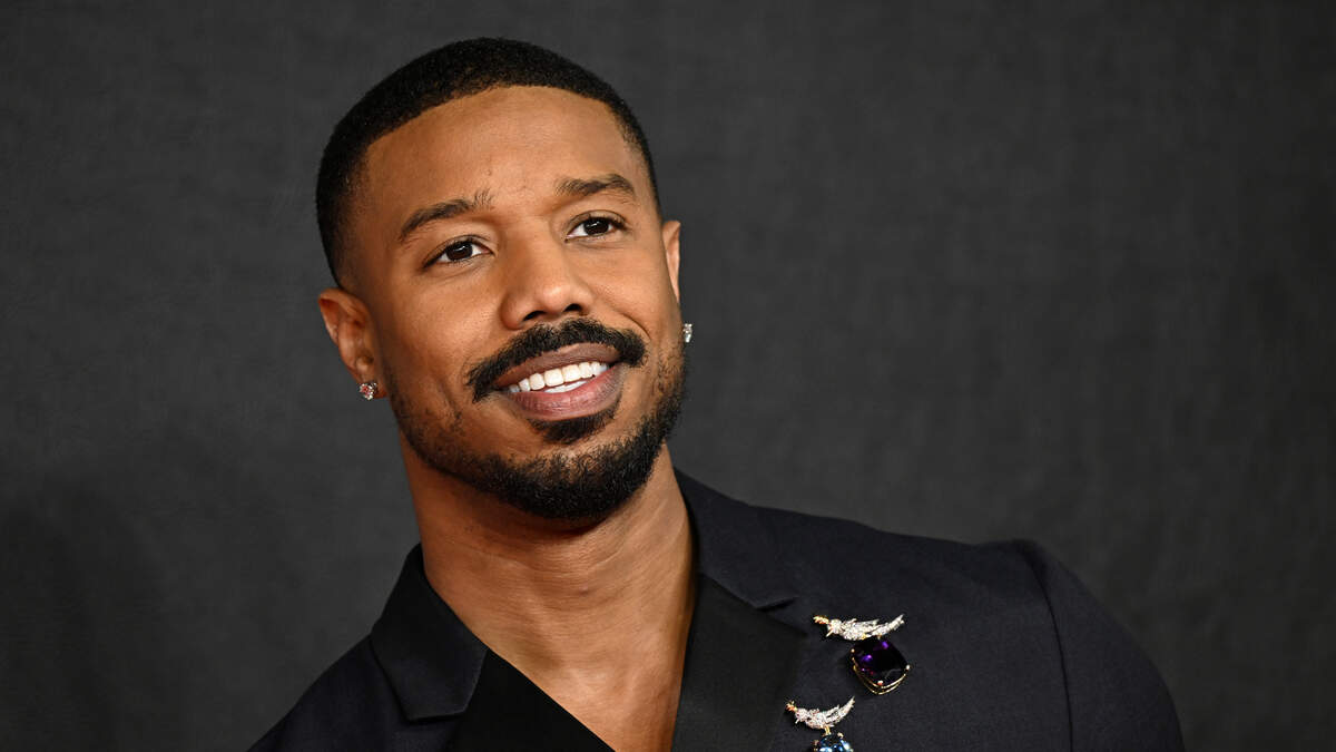 Ladies React To Michael B. Jordan New Calbin Klein Underwear Photos ...