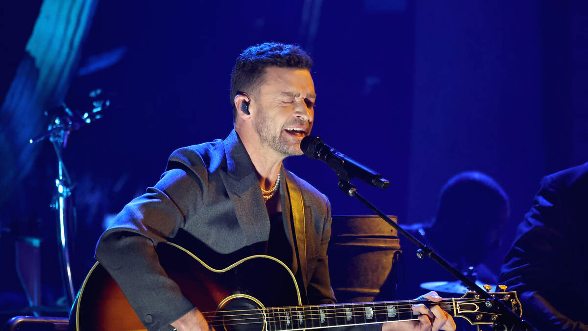 Justin Timberlake arrested on the east end of Long Island for DWI ...