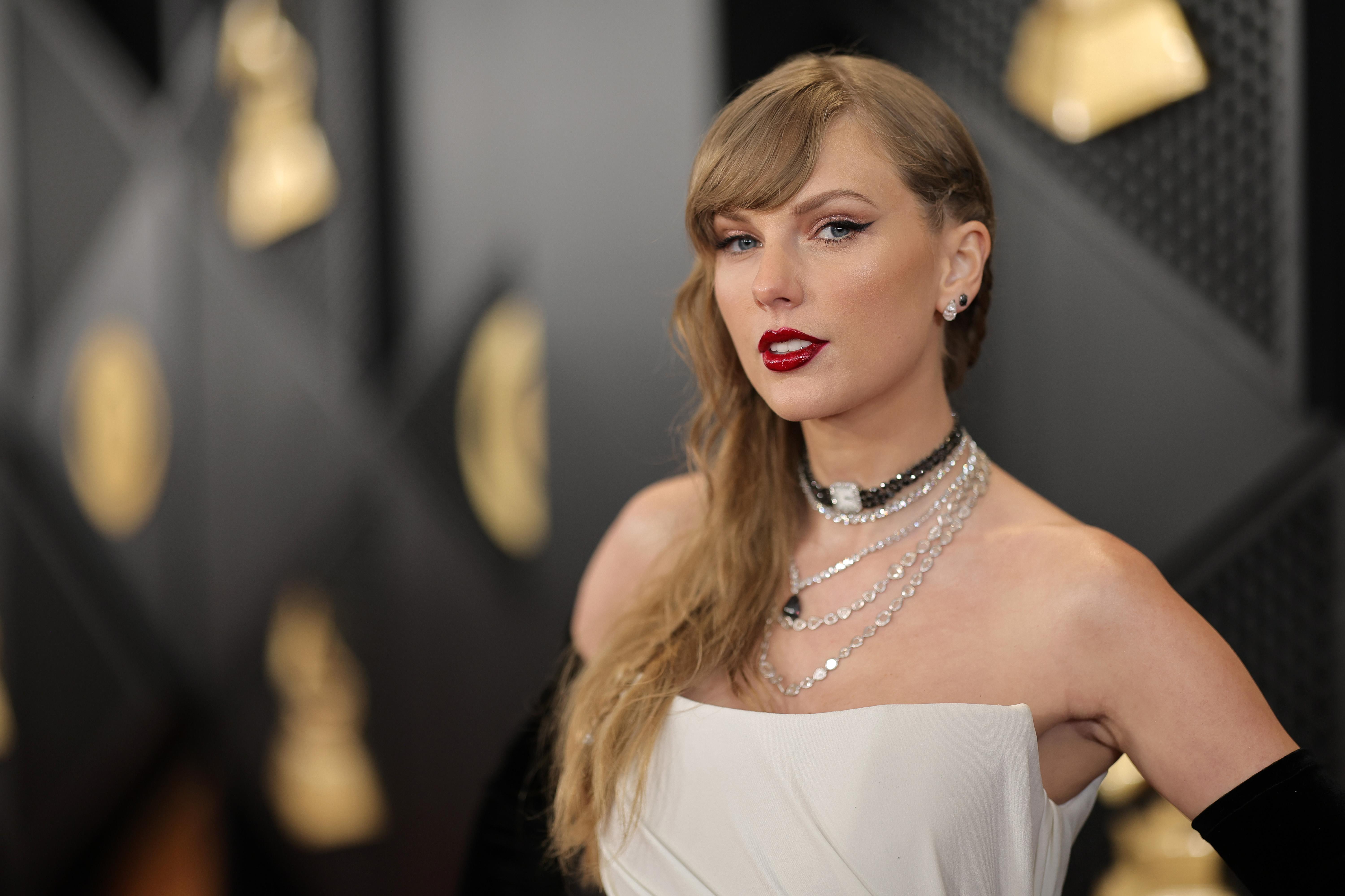 A Taylor Swift Mural Is Going Up At Wembley Stadium | iHeart