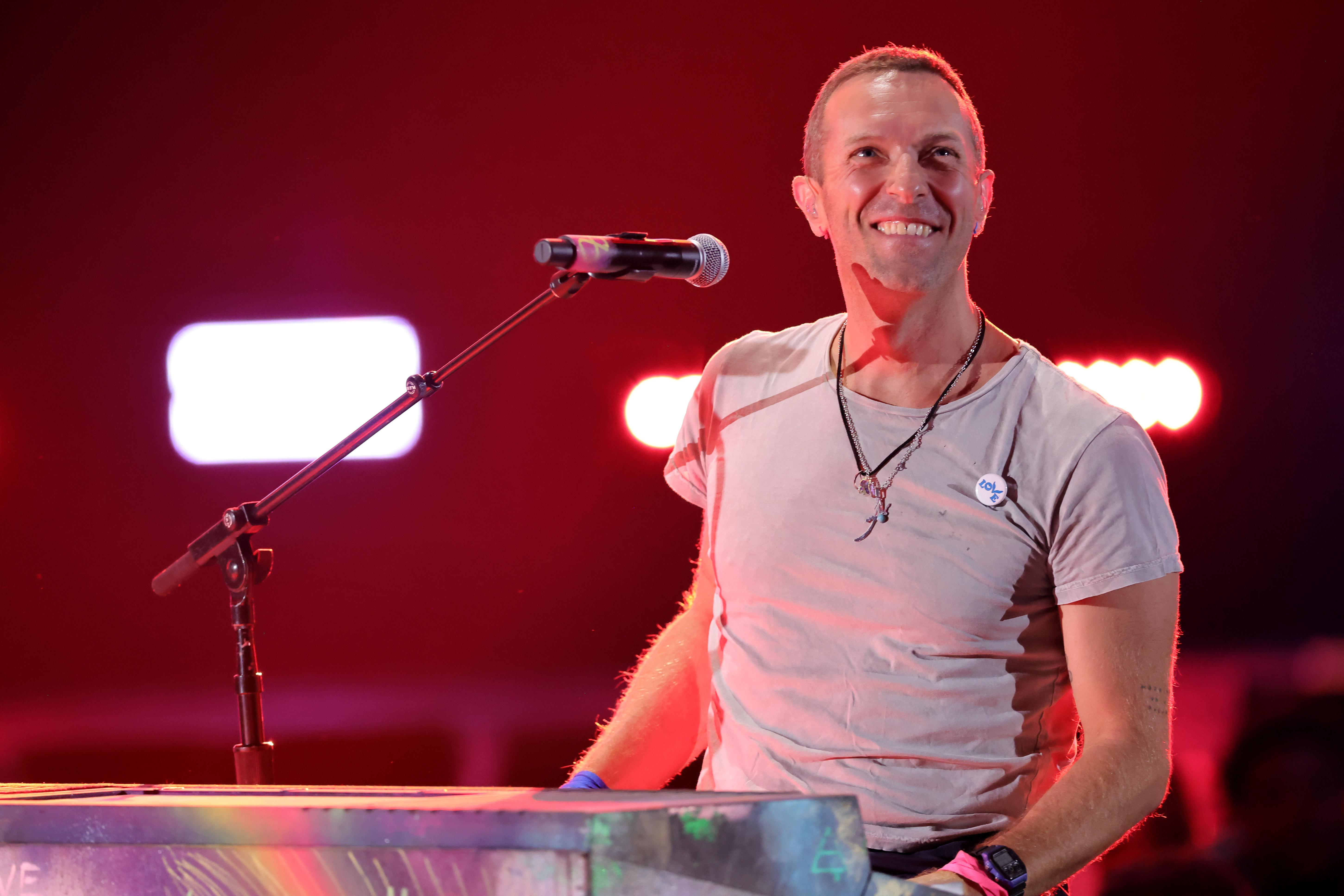 Coldplay Actually Took Over New York City To Celebrate Their New Album ...