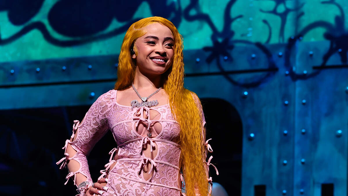 Ice Spice Apologizes For Her Short New Year's Eve Performance In ...