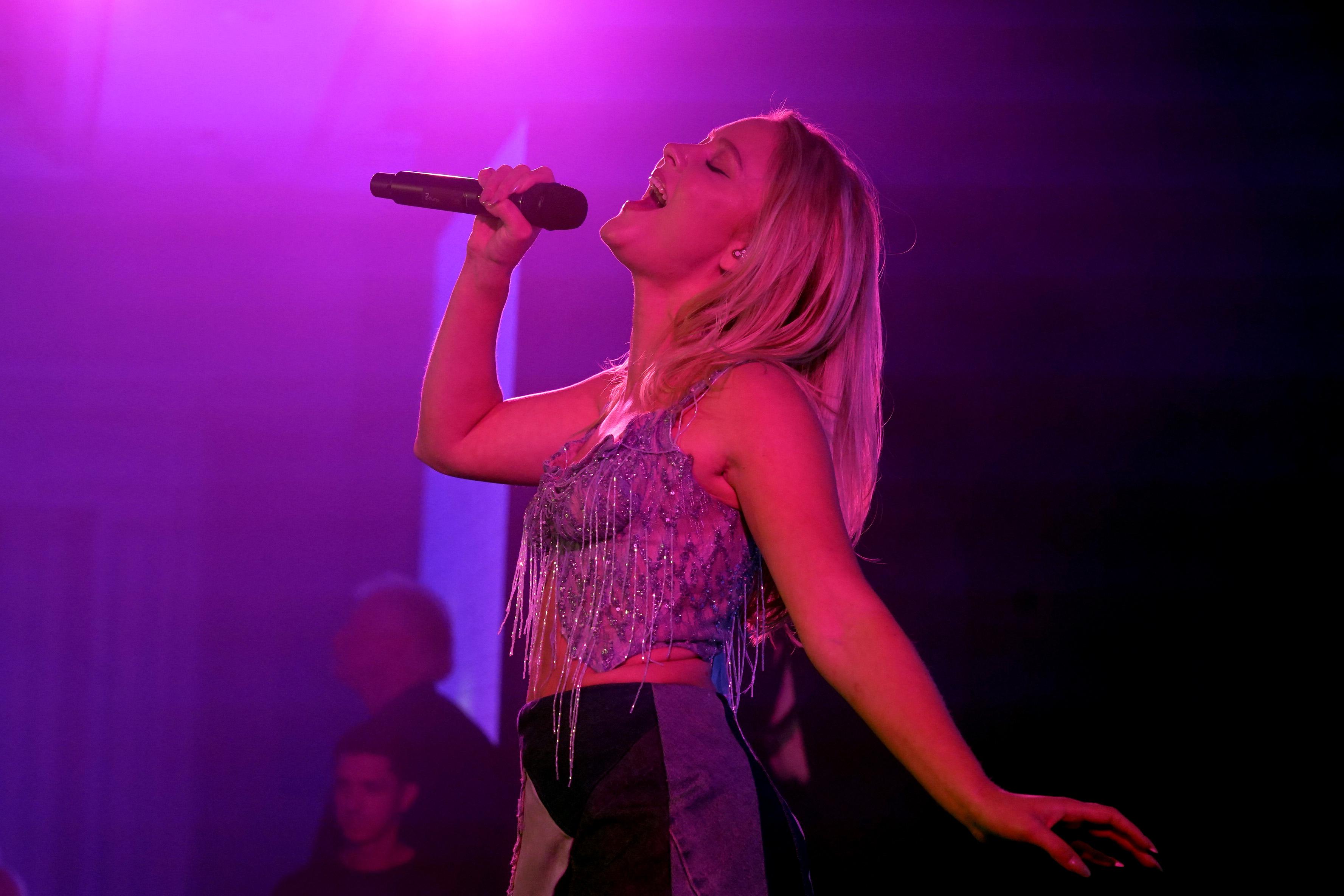 Zara Larsson Has GOALS For Her Time On Tour With Tate McRae! | iHeart