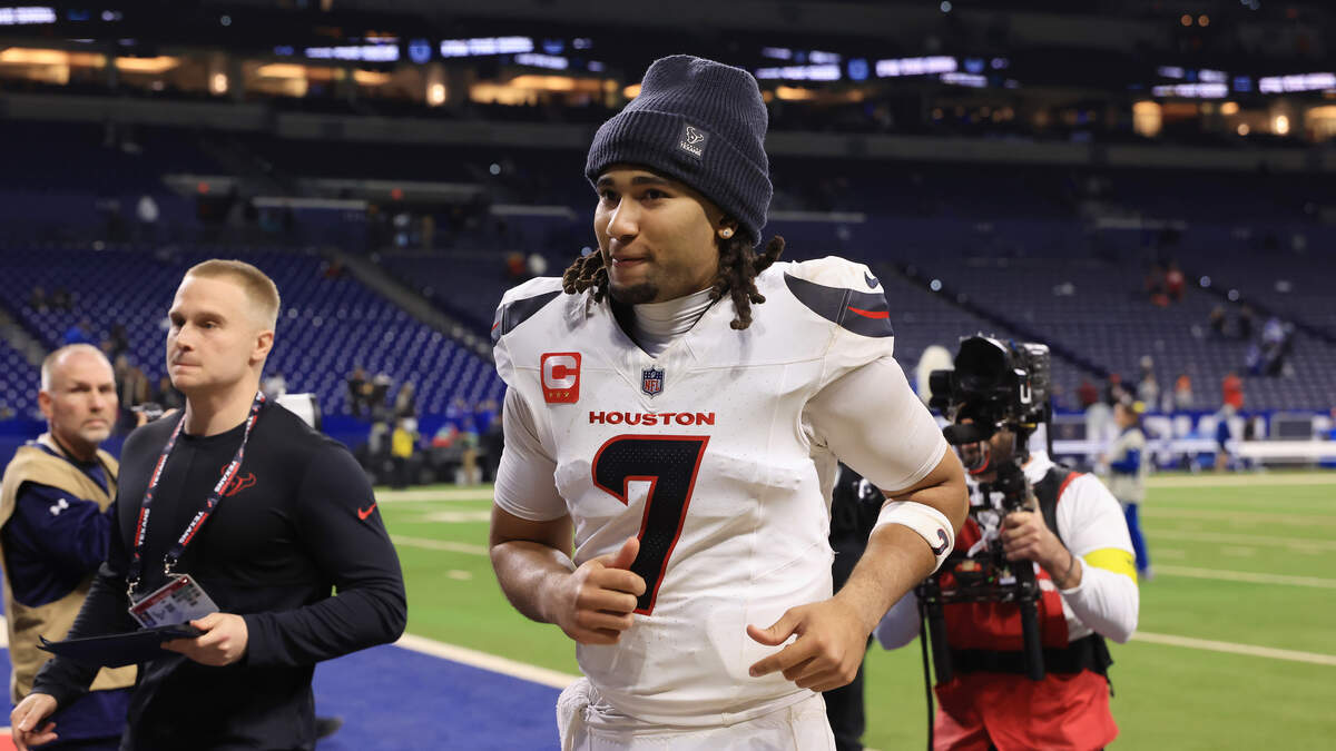 Chiefs vs. Texans Dec. 7 Viewing Options: TV, Live Stream | iHeart Sports