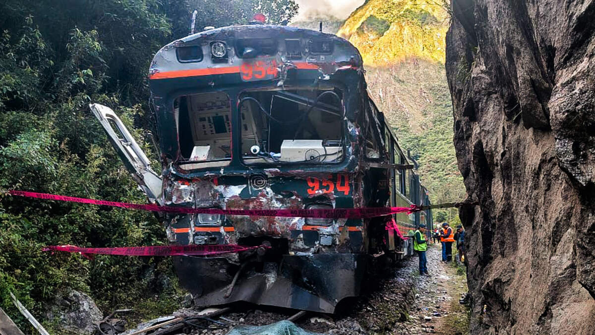 One Dead, Dozens Injured In Head-On Train Collision Near Machu Picchu ...