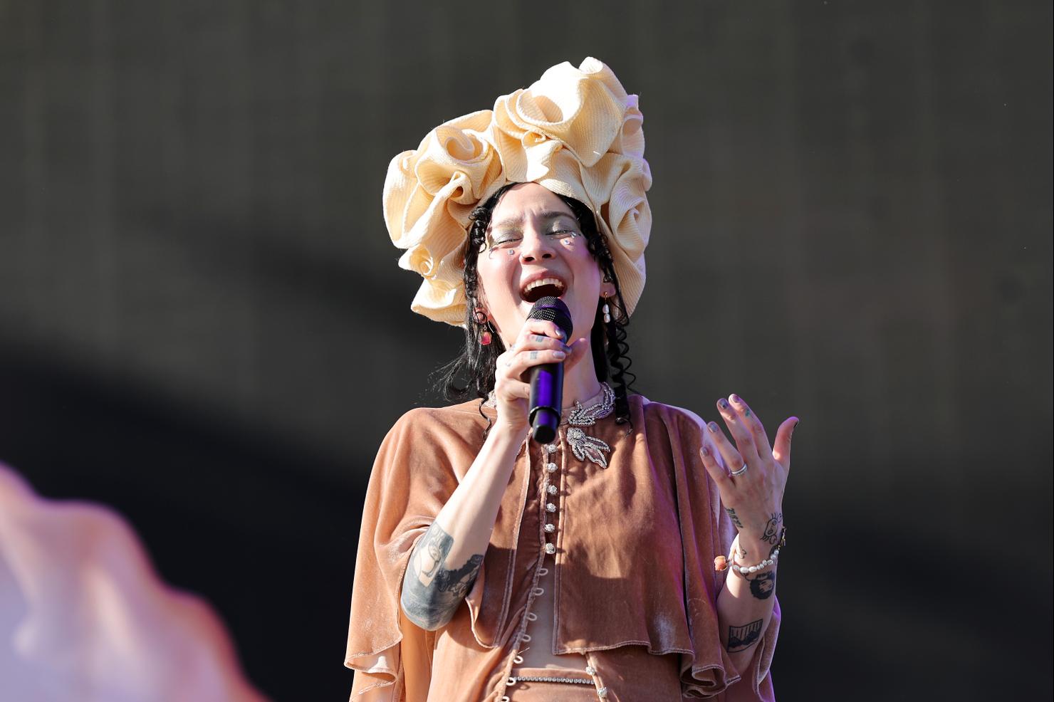 Japanese Breakfast’s Michelle Zauner & Peter Bradley Expecting First ...