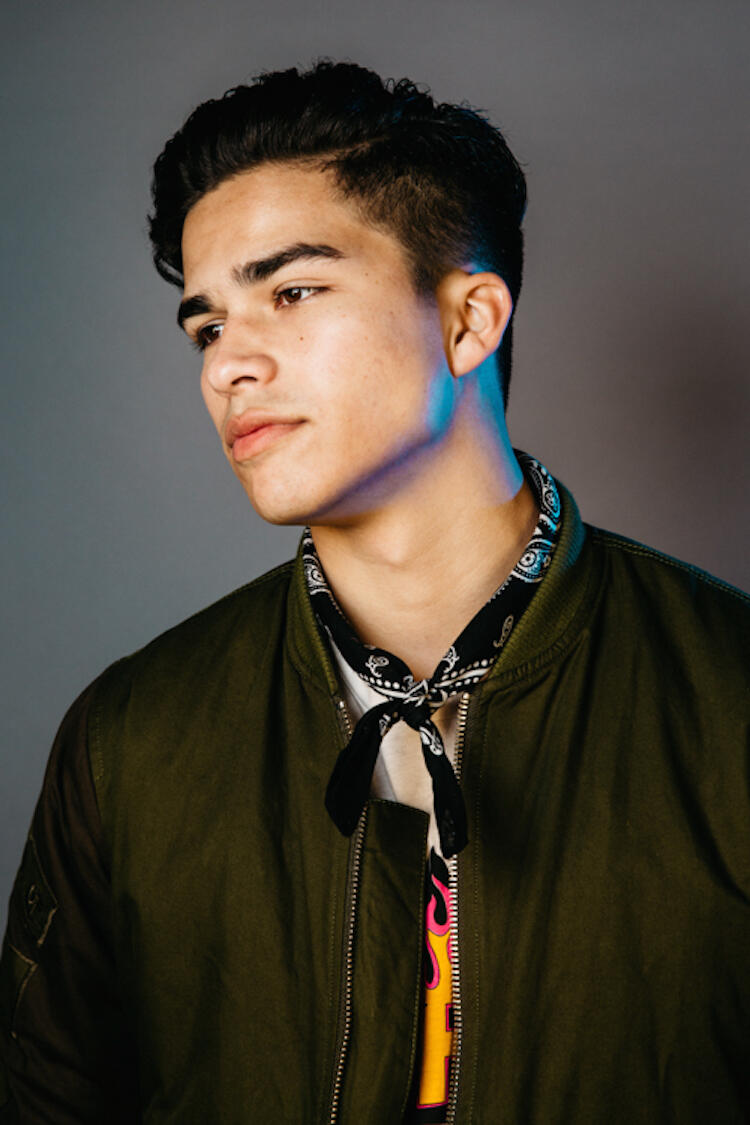 INTERVIEW: Alex Aiono On New Song 'Work The Middle' & iHeartRadio Music ...