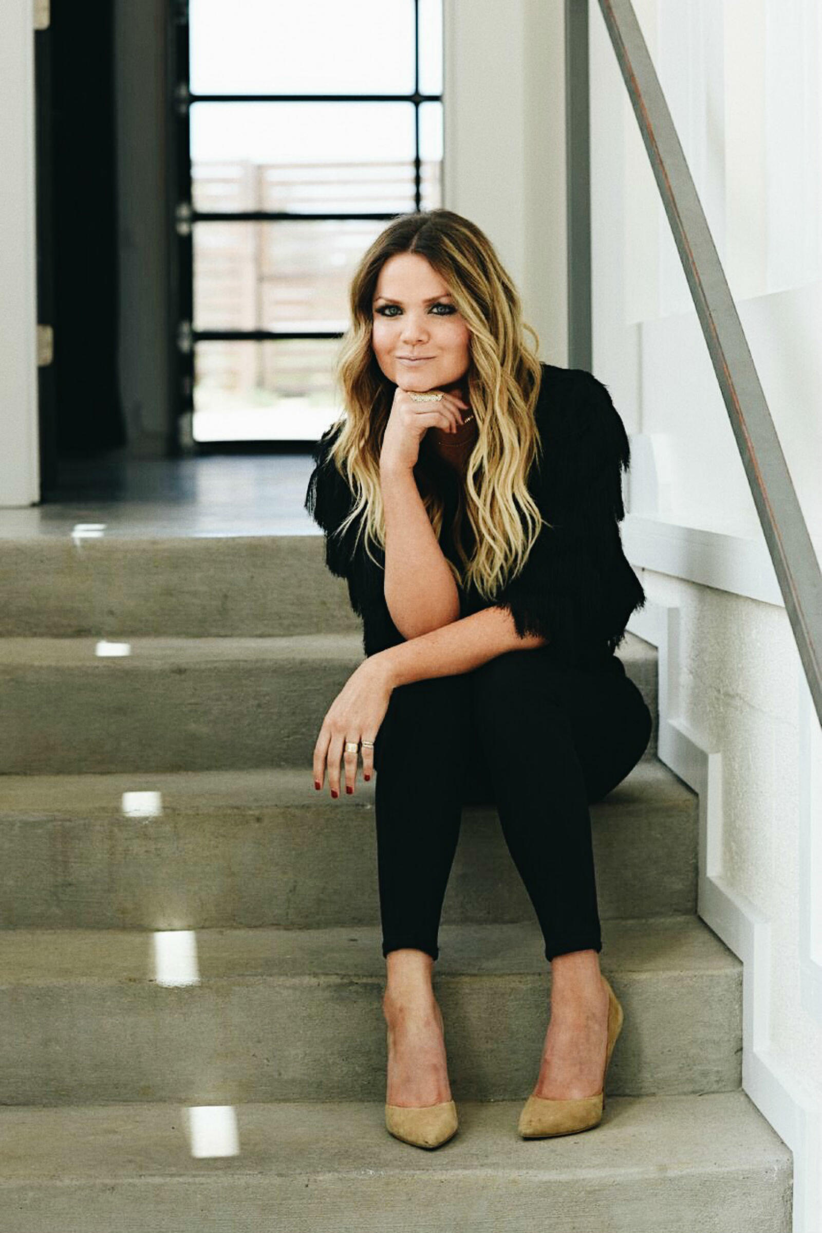 AMY S BLOG IF You Have No Make Up Skills WATCH THIS Amy s Bobby Bones