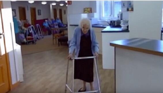 109 Year Old Woman Says Avoiding Men Is The Secret To A Long Life Iheart