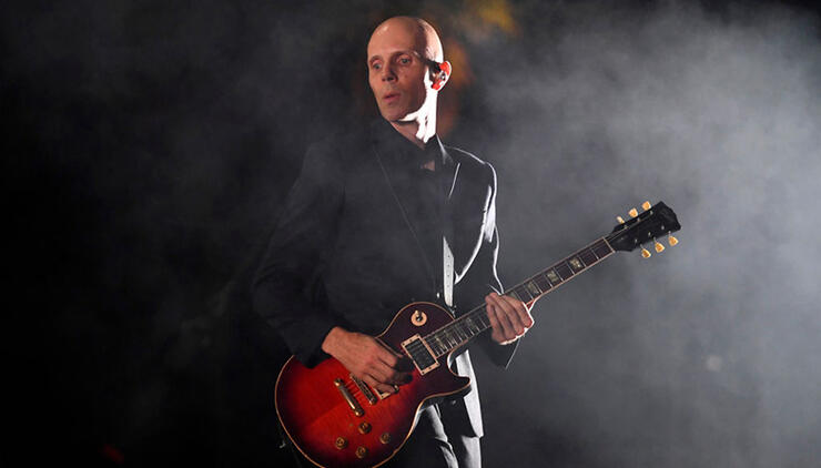 APC's Billy Howerdel to Make 'Last-Ditch Effort' to Work With Gibson ...