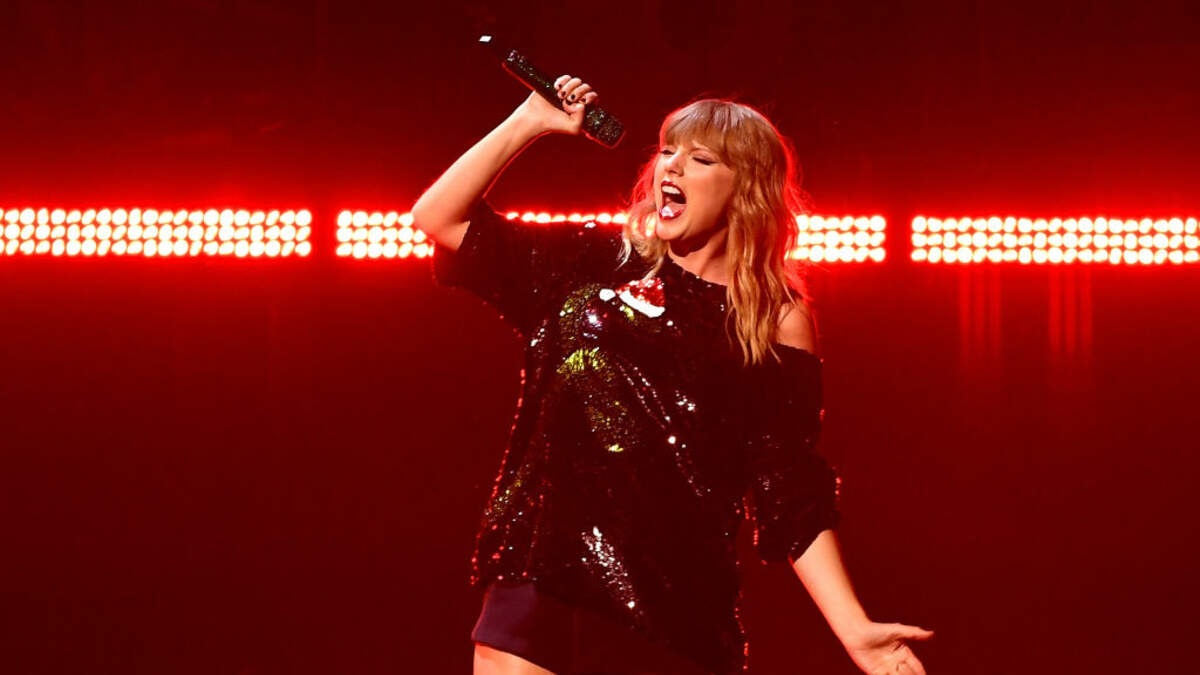 Taylor Swift Fans Upset About Losing VIP Seats | Channel 955 | Shannon ...