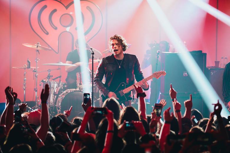 5 Seconds of Summer Rocks NYC Show for Epic No. 1 Album Celebration ...