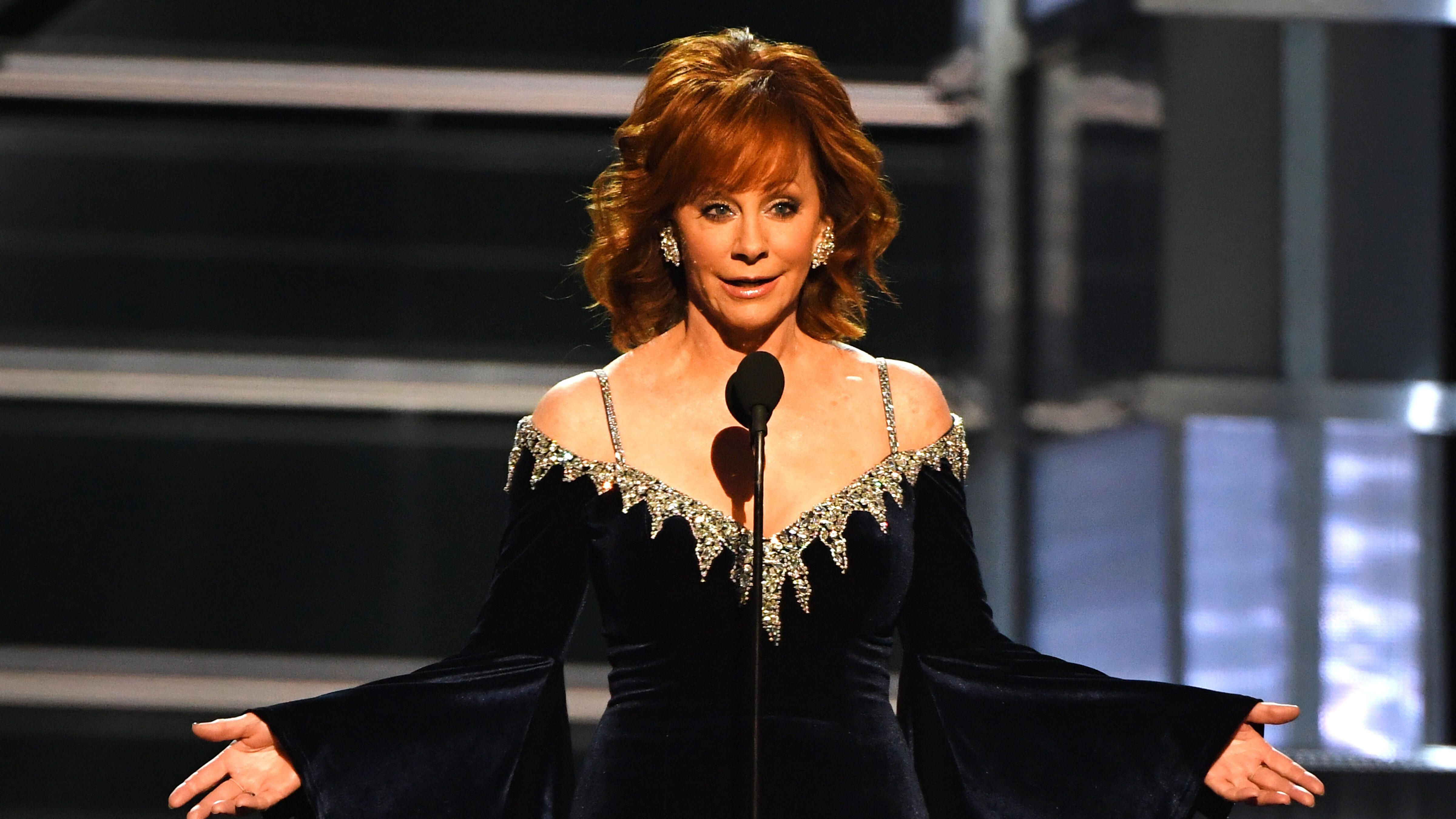 Reba McEntire Gets Icy | iHeart