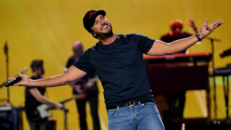 Luke Bryan's Christmas Tradition Includes Onesies and Chili Dogs | iHeart