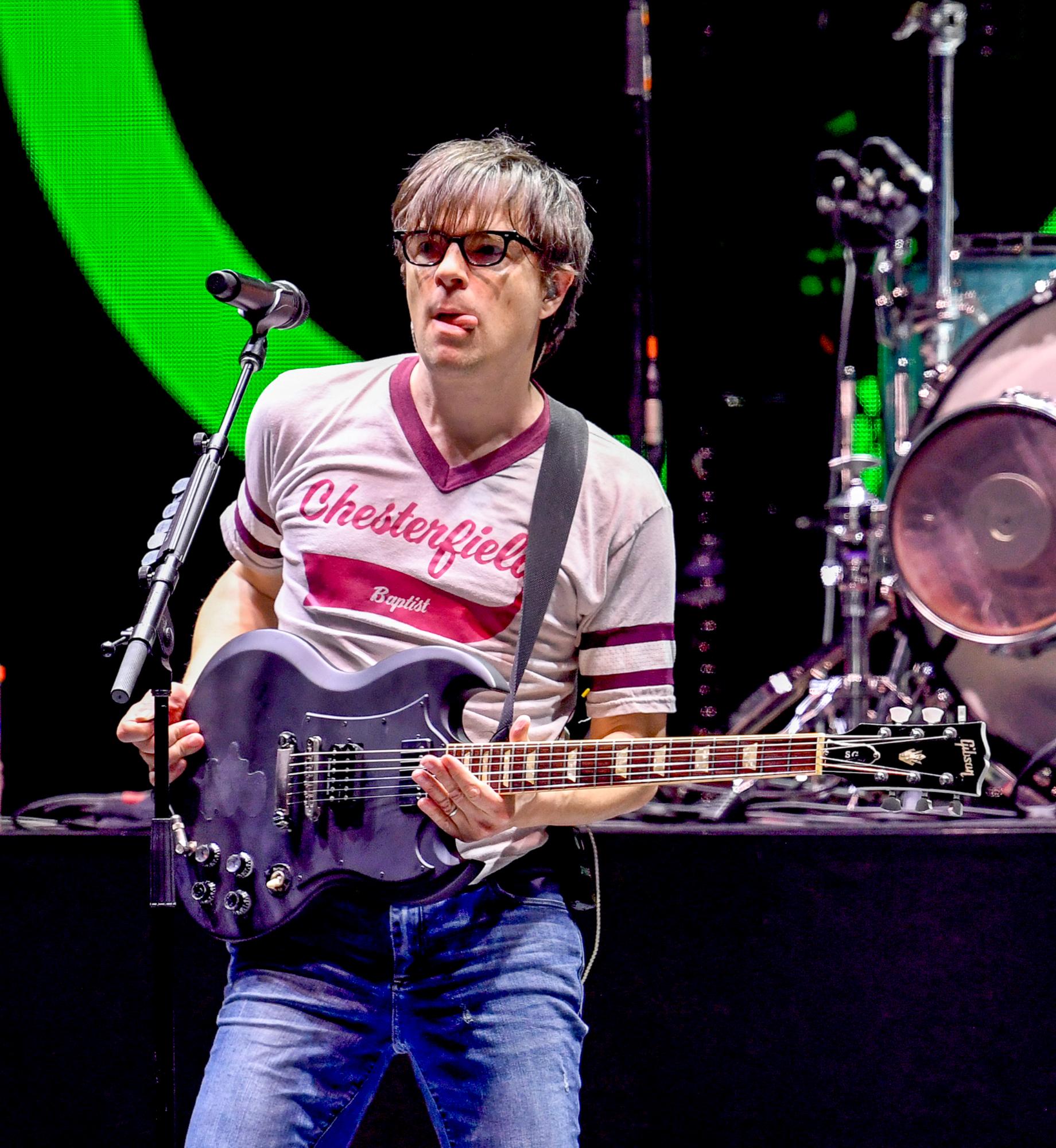 Weezer Perform Epic Medley of Hits Plus “Africa” at iHeartRadio’s ALTer ...