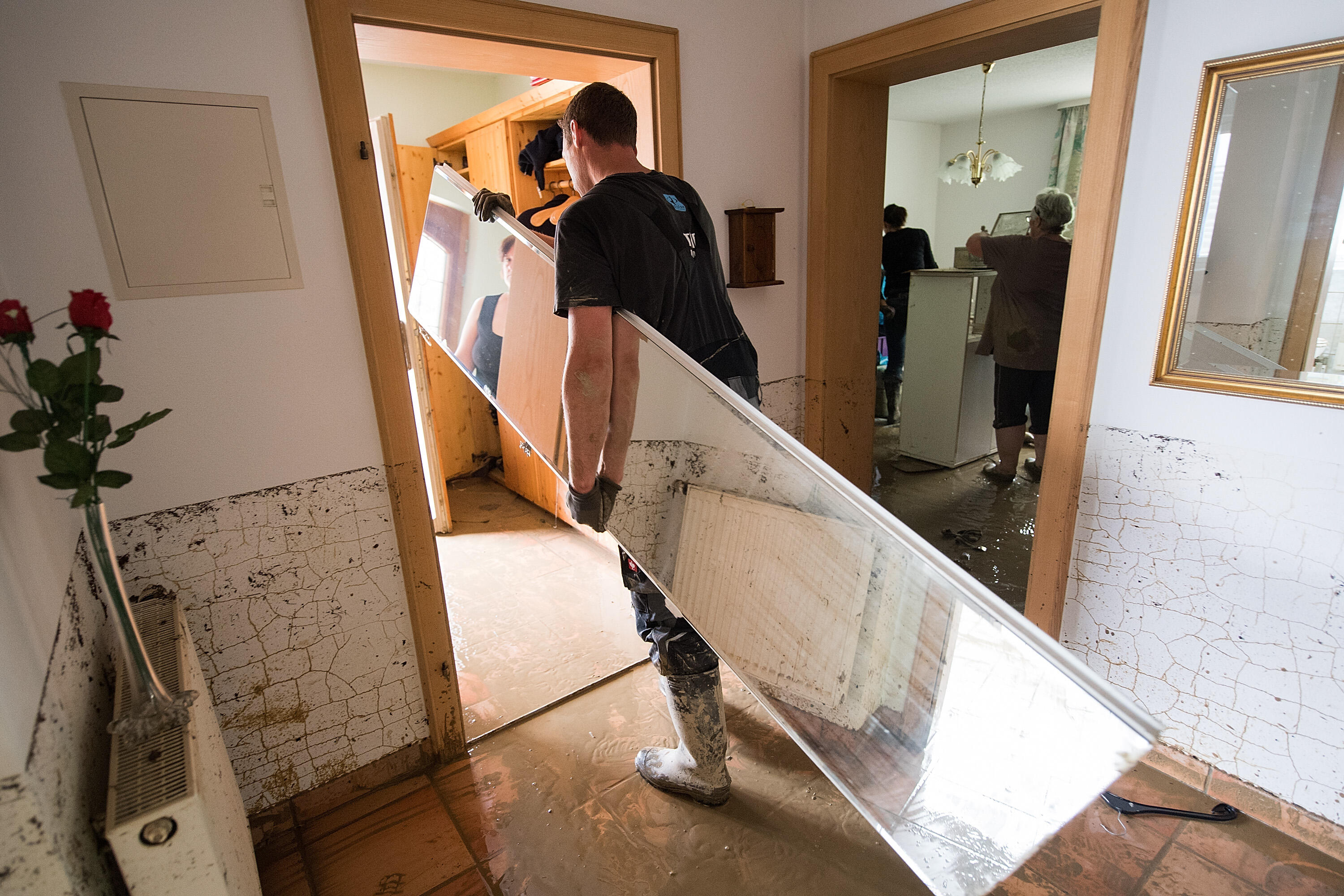 Dean Joins @GaryandShannon To Discuss Closet Remodeling | Home with ...