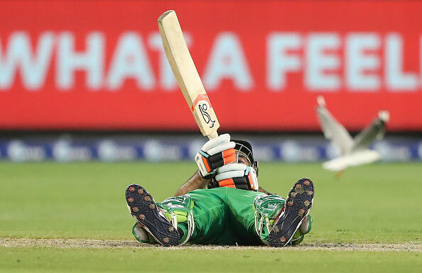Cricket Player's Agonizing Scream After Getting Nailed in the Junk ... Cricket Player's Agonizing Scream After Getting Nailed in the Junk ...