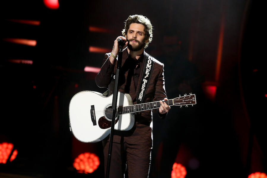 How to Watch Thomas Rhett's iHeartRadio Living Room Concert Performance ...