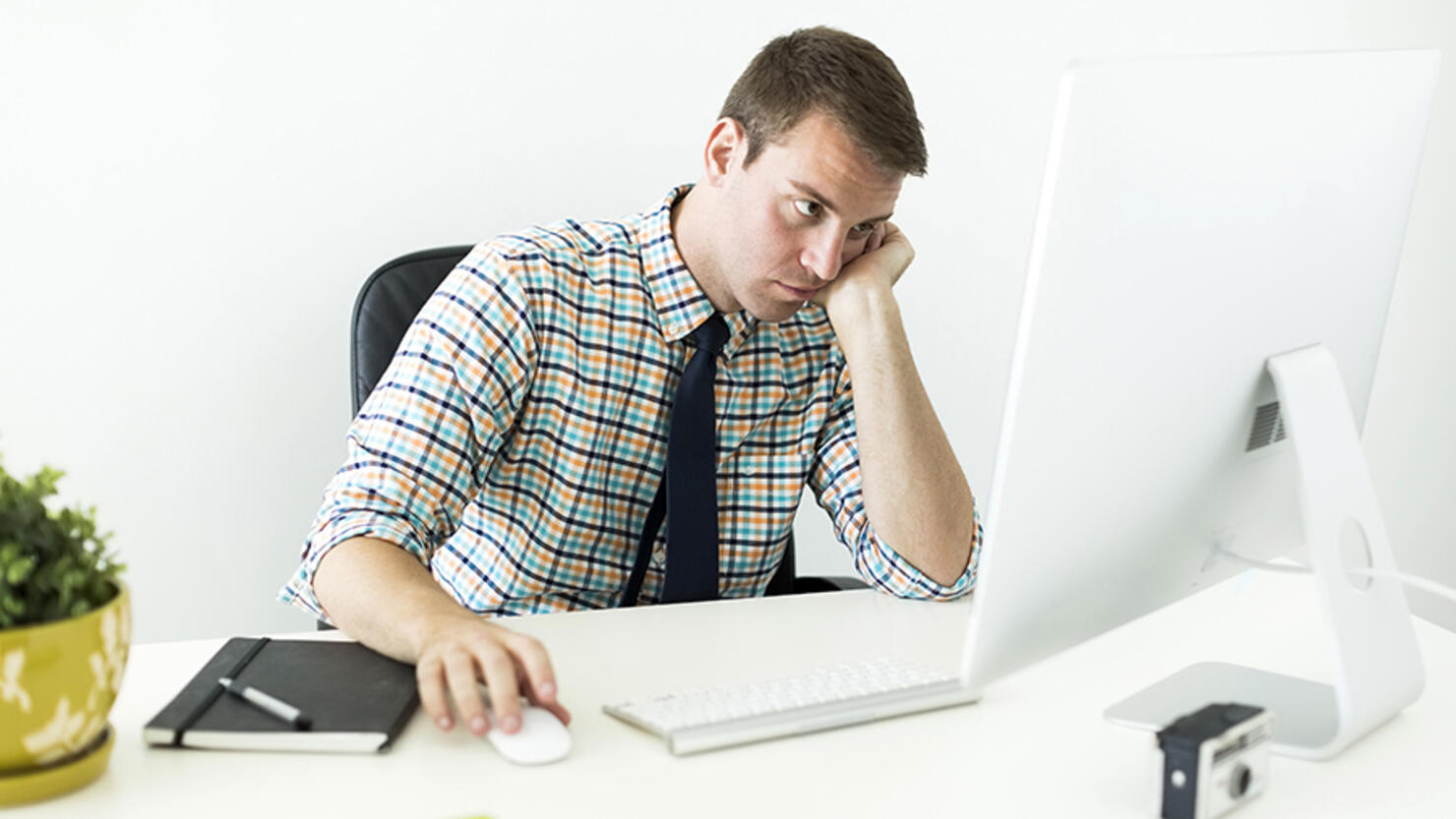 Man Argues His Job Is 'Too Boring' And Gets A $45K Severance Package ...