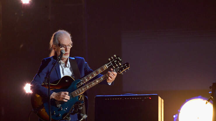 YES: Guitarist Steve Howe Releases New Song | 3WS Radio | Jonny Hartwell