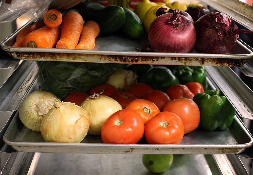 Great Video For Shopping/Cooking on a Budget! | iHeart