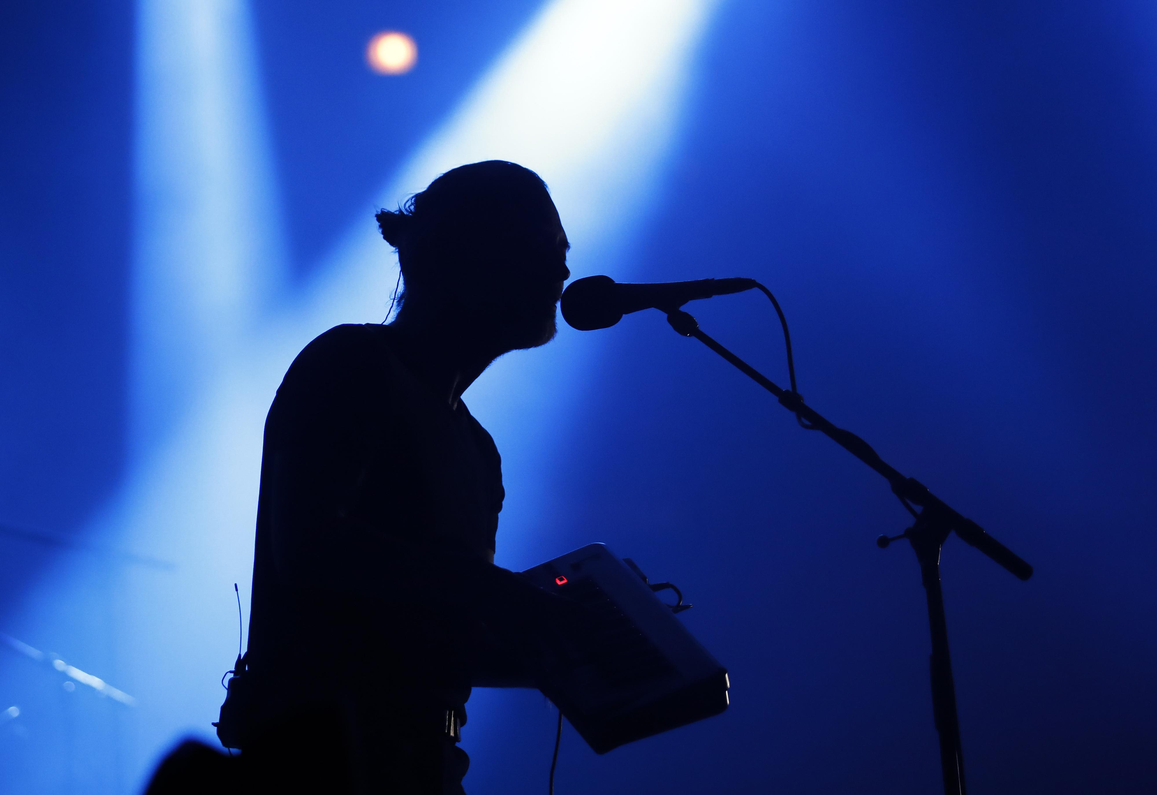 Radiohead Drop Studio Version Of 'Follow Me Around' From 'Kid A Mnesia ...