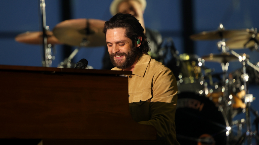 Thomas Rhett Hilariously Tests Drawing Skills With New 'Tattoo' Of His ...