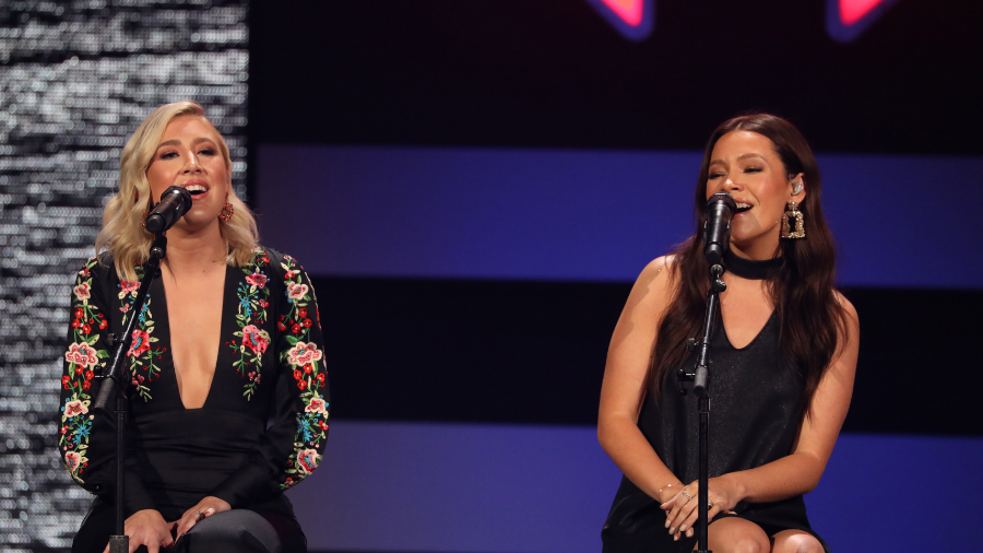 Maddie And Tae Announce Long Awaited Tour Dates Iheart