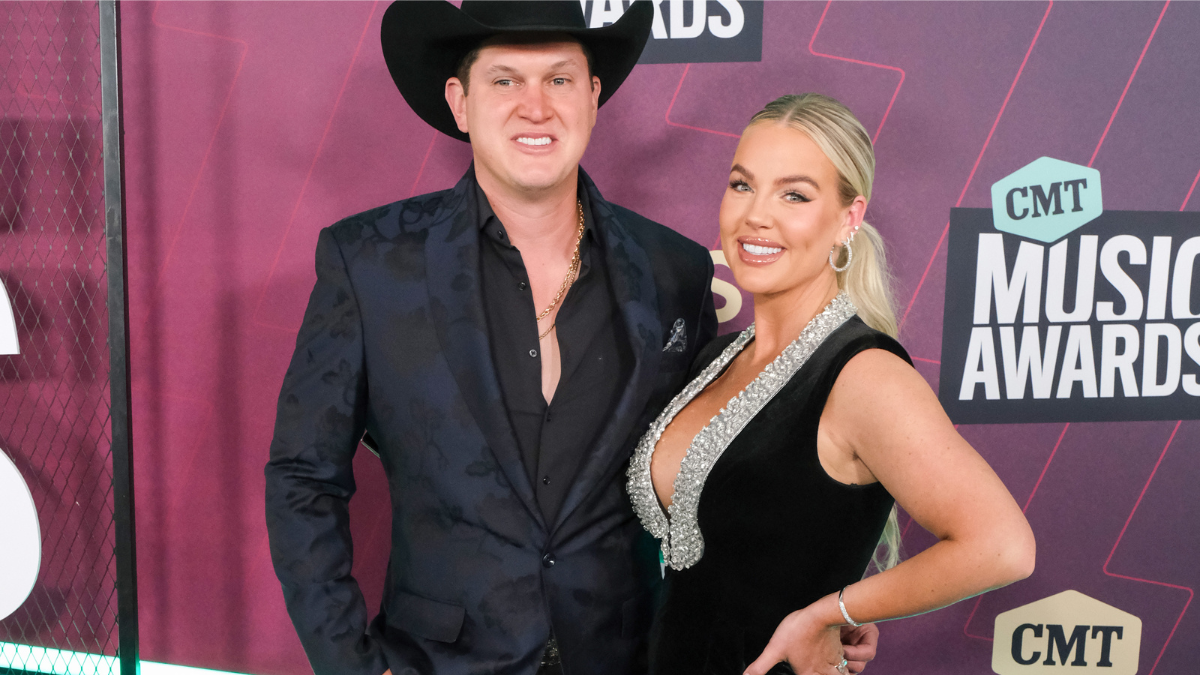 Jon Pardi's Wife Summer Pardi Shares Adorable Pics From Baby's First ...