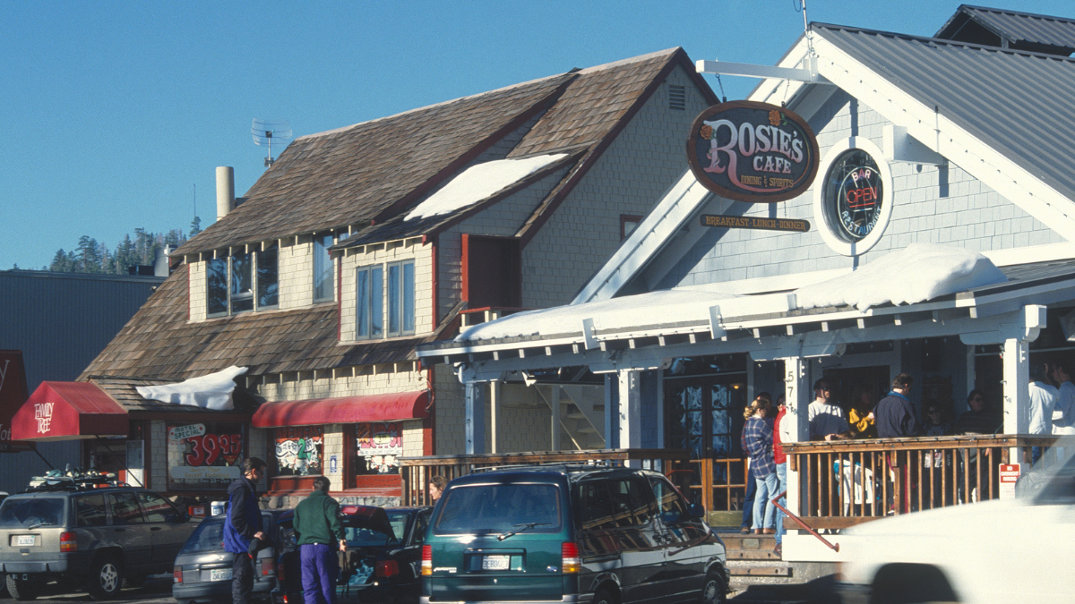 This Is The 'Most Adorable' Small-Town Restaurant In Texas | iHeart