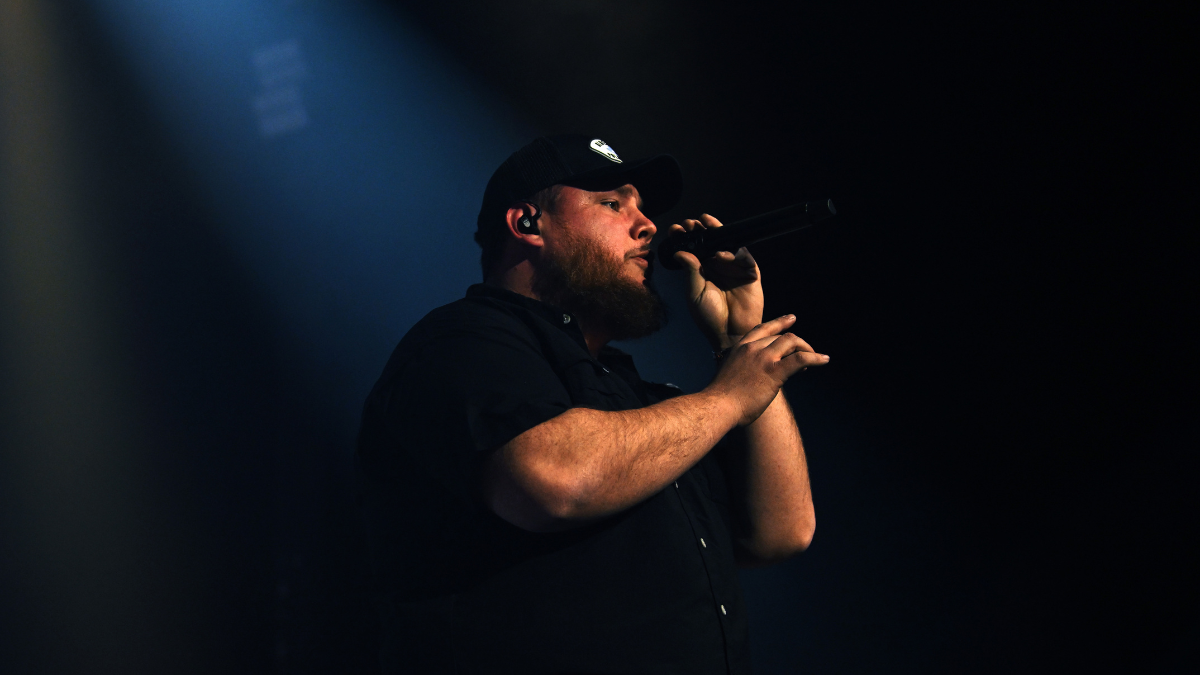 Luke Combs Songwriter Reveals Chilling Ghost Story: 'I’ll Never Forget ...