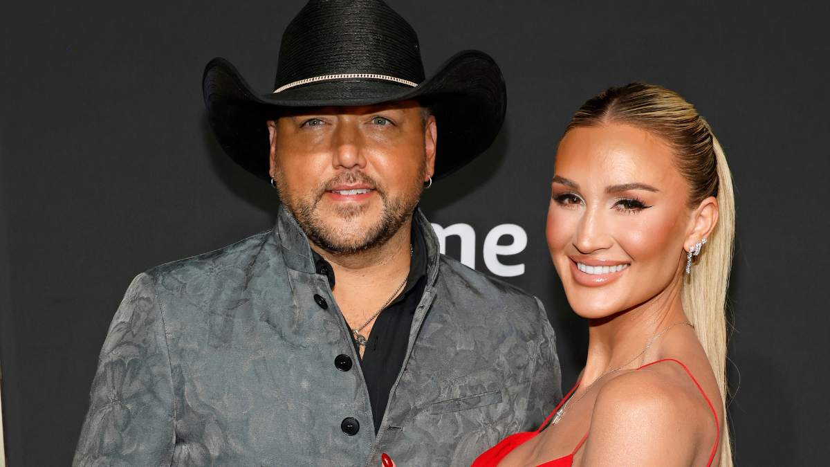 Brittany Aldean Shares 'Quick And Easy' Routine To Create 'Messy Updo ...