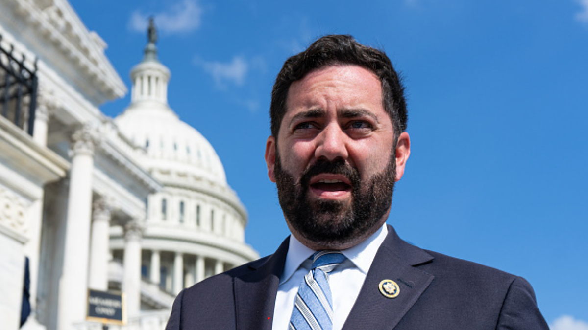 GOP Lawmaker Who Posed As Michael Jackson Denies Blackface Allegations ...