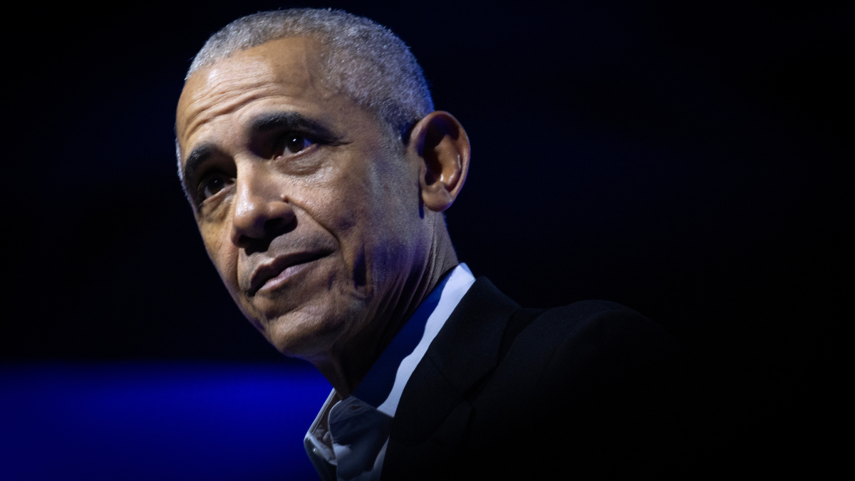 Obama Praises Harvard For Rejecting Trump's Demands Amid Funding Cut ...