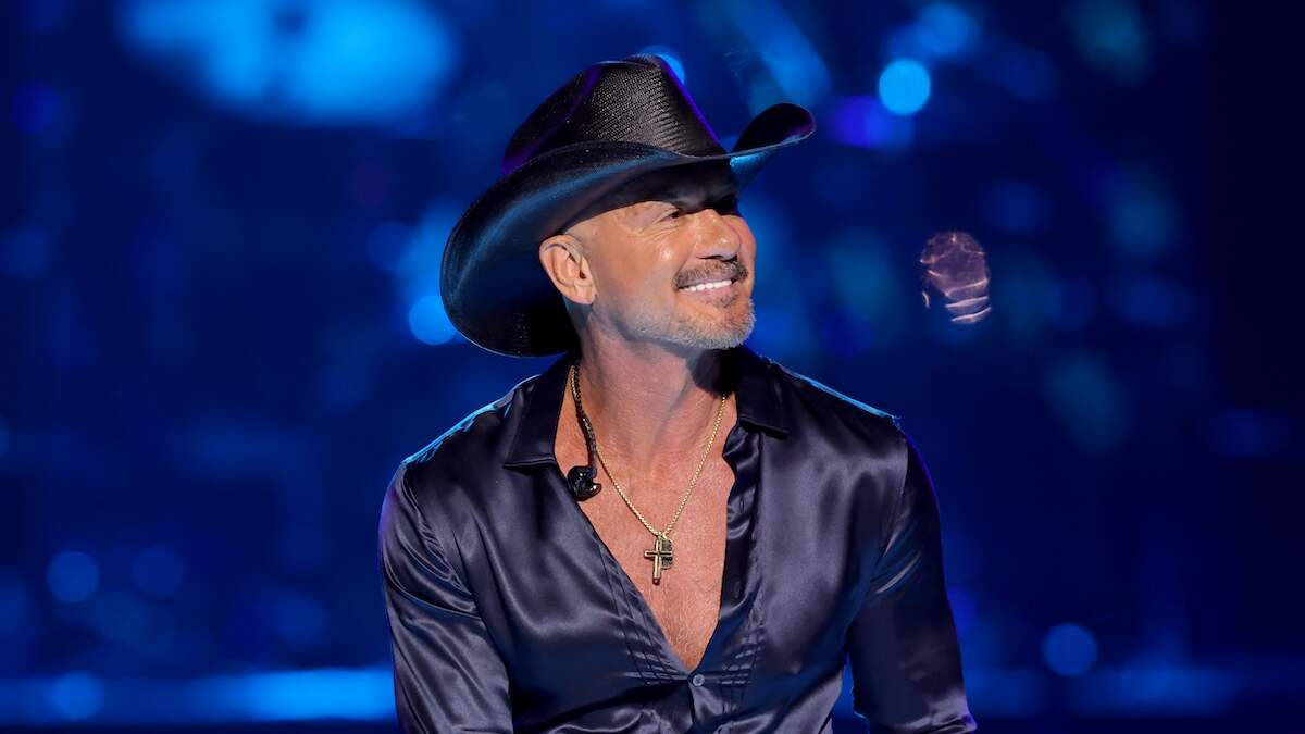Tim McGraw Shares 'The Best Christmas Present Ever' He Received This ...